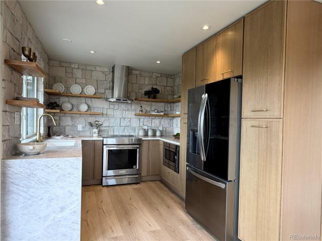 10542 Mossrock Run