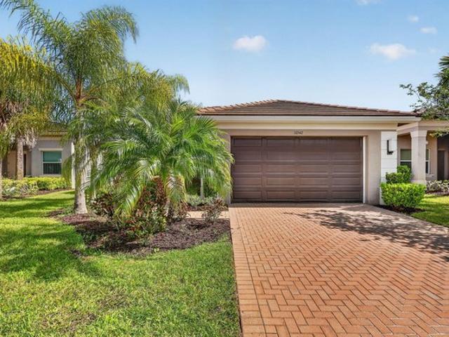 10542 SW Sunray St, Port Saint Lucie, FL 34987
