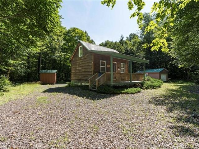 10547 Balsam Creek Rd, Croghan, NY 13327