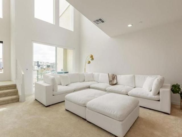 10547 COUPLAND Wy, San Diego, CA 92126