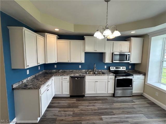 10545 Main Street