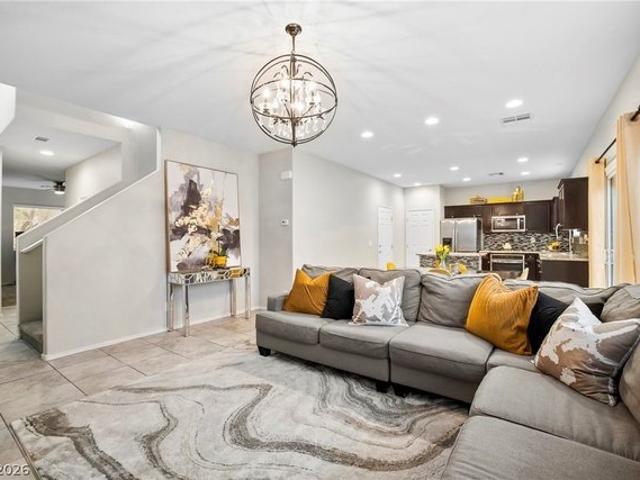 10546 Forum Peak Ln, Las Vegas, NV 89166