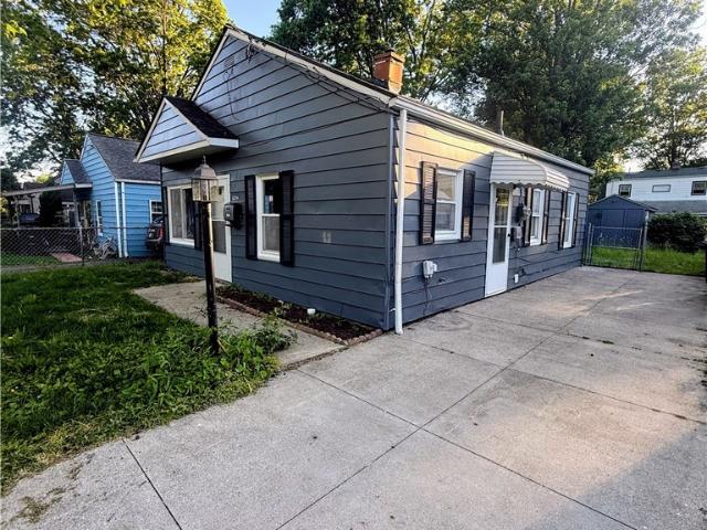 1054 Merton Avenue