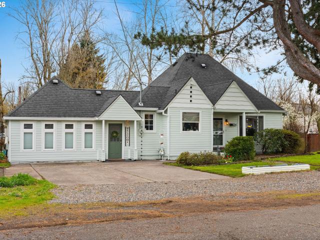 1054 NE Faloma Rd, Portland, OR 97211 | MLS #165466 | Compass