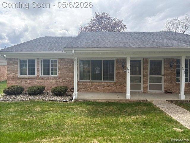 1054 Normandy Terrace Dr, Flint, MI 48532