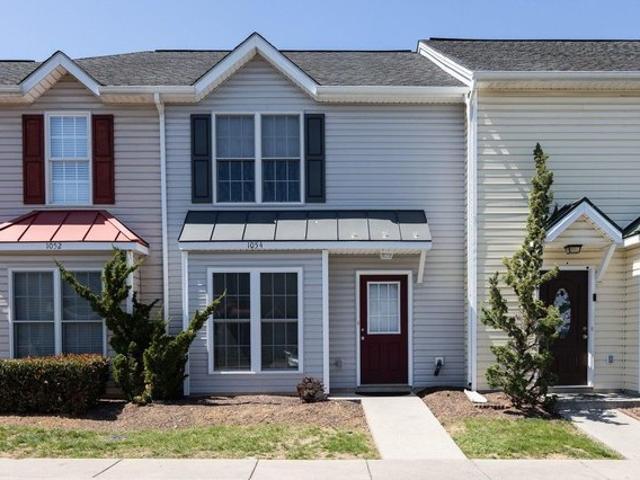 1054 Alexander Hamilton Ln, Harrisonburg, VA 22802