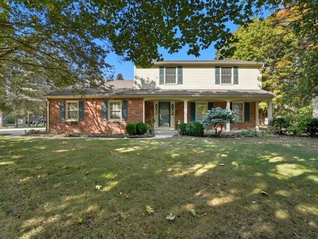 1054 Bourgogne Ave, Bowling Green, OH 43402