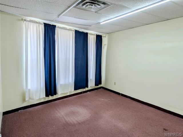 1054 Broadway