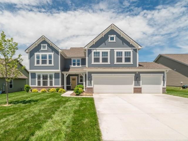 1054 E Valley Oak Ct, Mooresville, IN 46158