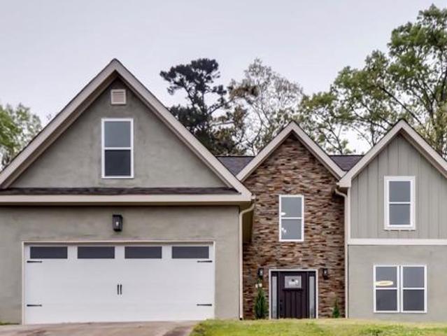 1054 Forest Glen, Jonesboro, GA 30238