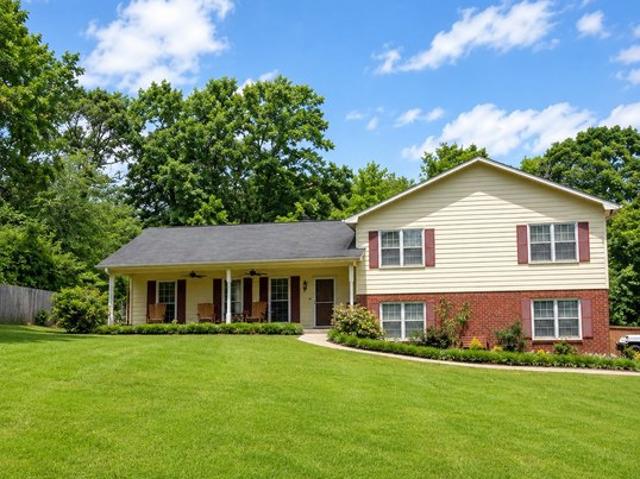 1054 Glass Bridge Rd, Lagrange, GA 30240