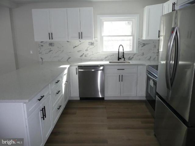 1054 Horsham Road
