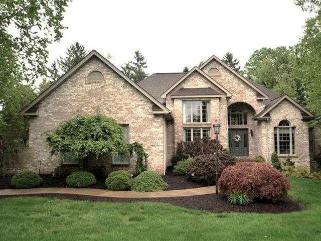 1054 Rimrock Rd, Greensburg, PA 15601