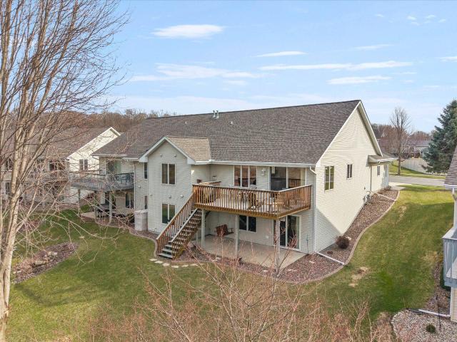 1054 Stillwater Ln