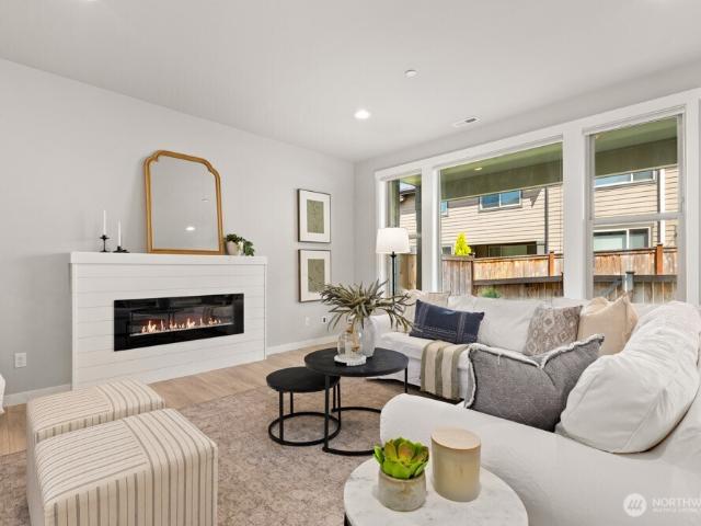 1054 th Street E