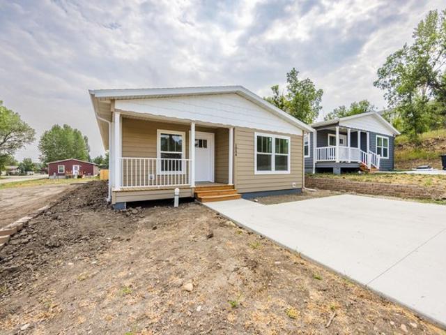 1054 W 15th St, Sheridan, WY 82801