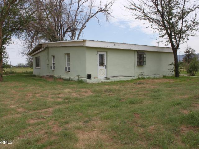10550 E HIGHWAY 92 Highway