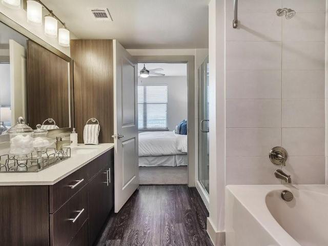 10550 N Central Expressway # 226