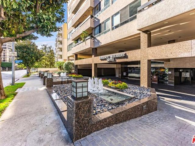 10551 Wilshire Blvd #402, Los Angeles, CA 90024