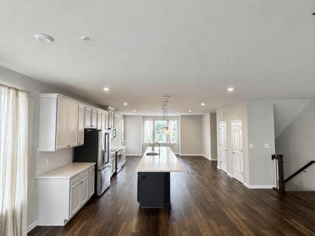 10552 Neil Armstrong Way