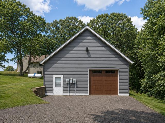 10555 Raven Loop NE