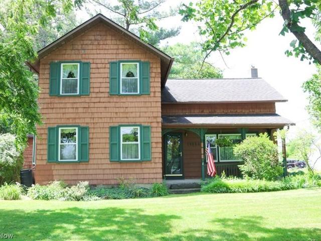 10556 E River Rd, Columbia Station, OH 44028