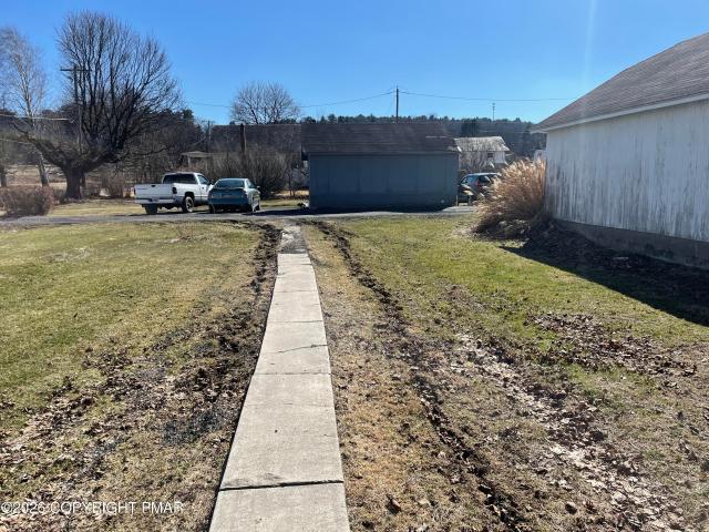 1055 Main Road