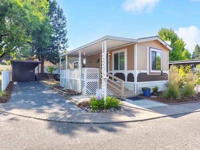 1055 N 5th St Unit 128, Jacksonville, OR 97530
