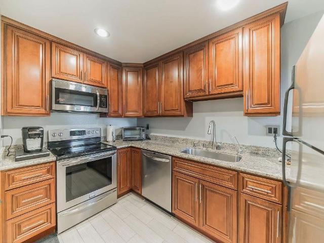 1055 N Capitol Avenue 169