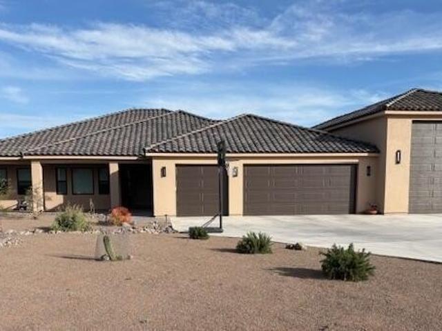 1055 Buckboard Trl, Wickenburg, AZ 85390