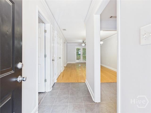 1055 Baxter Street # 306