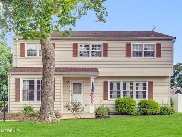1055 Bell St, Toms River, NJ 08753