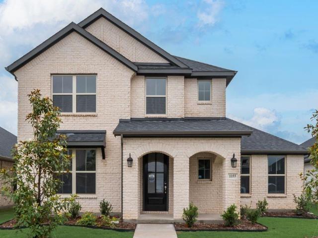 1055 Birdie Street