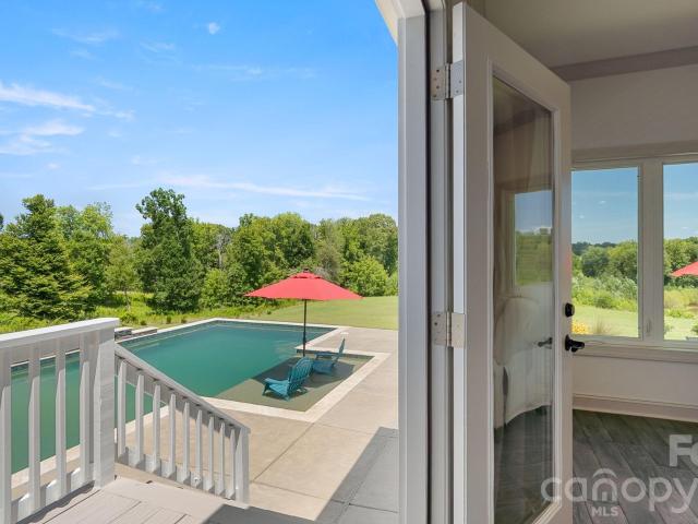 1055 Cedar Grove Road