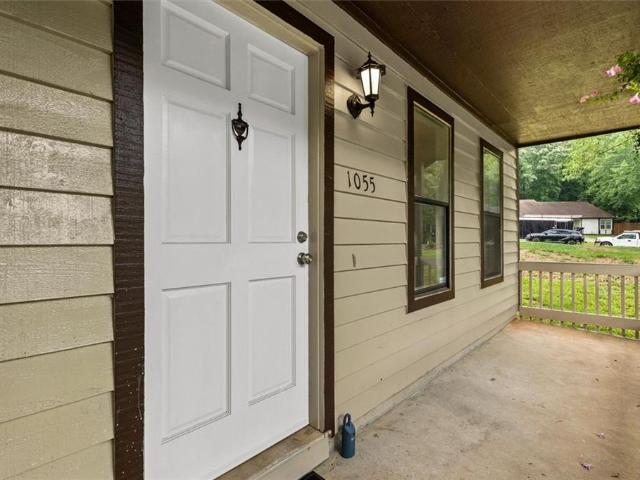 1055 Chapman Lane
