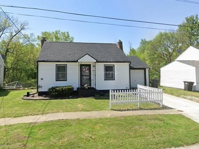 1055 Evans St, Elkhart, IN 46516