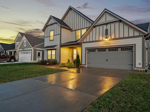1055 Inez Dr, Smyrna, TN 37167