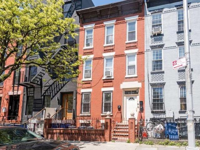 1055 Jefferson Ave 3, New York City