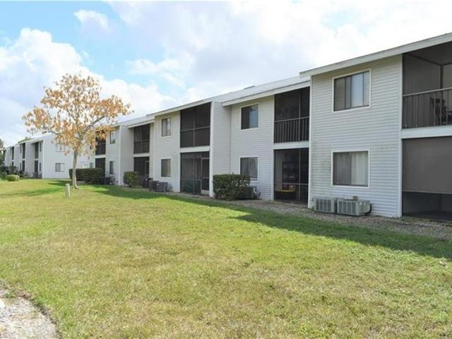 1055 Palm Ave Apt 217, North Fort Myers, FL 33903