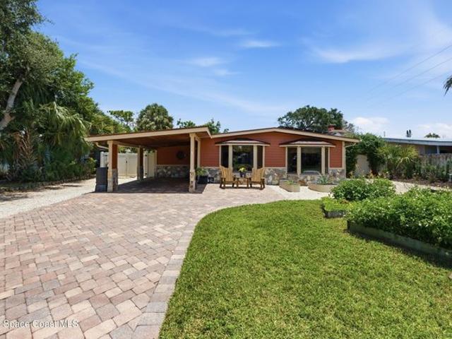 1055 S Brevard Ave, Cocoa Beach, FL 32931