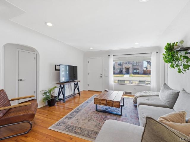 1055 S Garfield St, Denver, CO 80209 | Compass