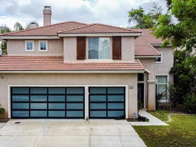 1055 Trailside Cir, Corona, CA 92881