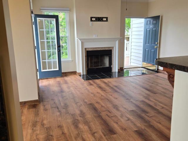 1055 weybridge ct 204