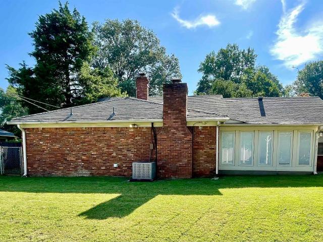 1055 woodview dr