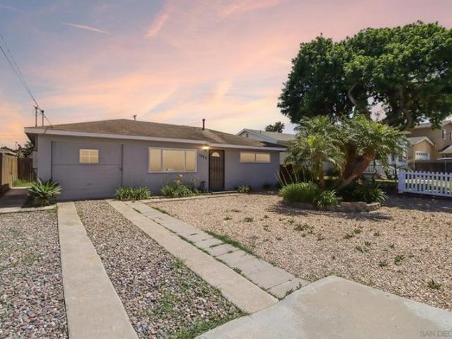 1055 11th St, Imperial Beach, CA 91932