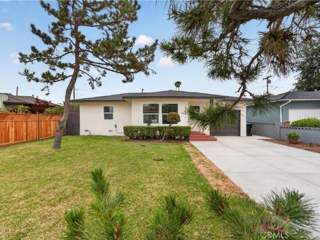 10563 Bluefield Ave, Whittier, CA 90604 | MLS #CV26095 | Compass