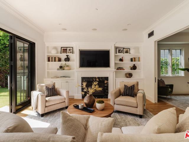 10560 Bradbury Rd, Los Angeles, CA 90064 | MLS #26637 | Compass