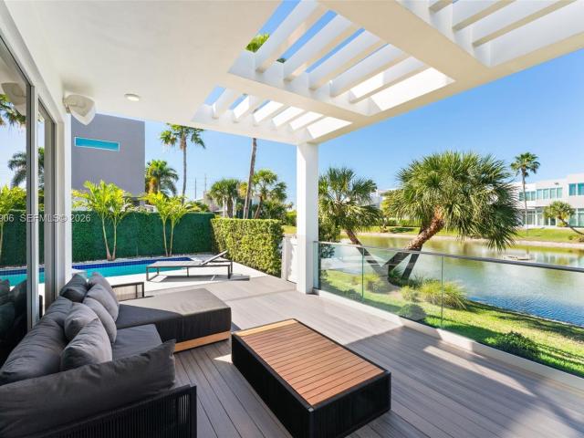 10561 NW 67th Ter, Doral, FL 33178 | MLS #A11946