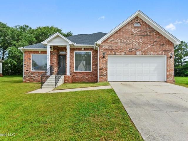 10566 W River Vue, Biloxi, MS 39532