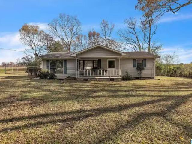 10568 COUNTY ROAD 121, VALLEY HEAD, AL 35989 Single Family Res.